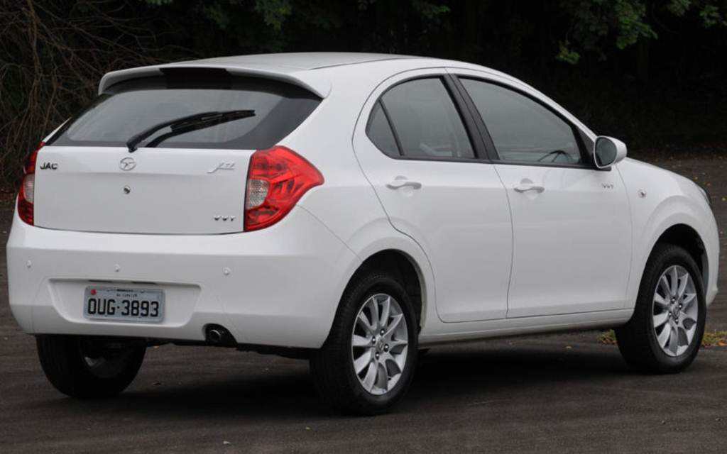 Novo Jac J3 2014: fotos, vídeo, preços e especificações