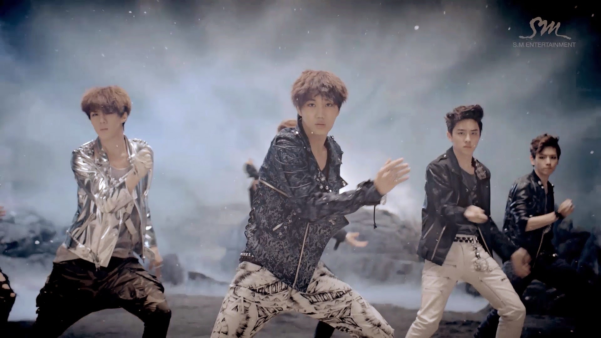 EXO - Mama MV και who-is-who | I say myeolchi // k-pop in greek