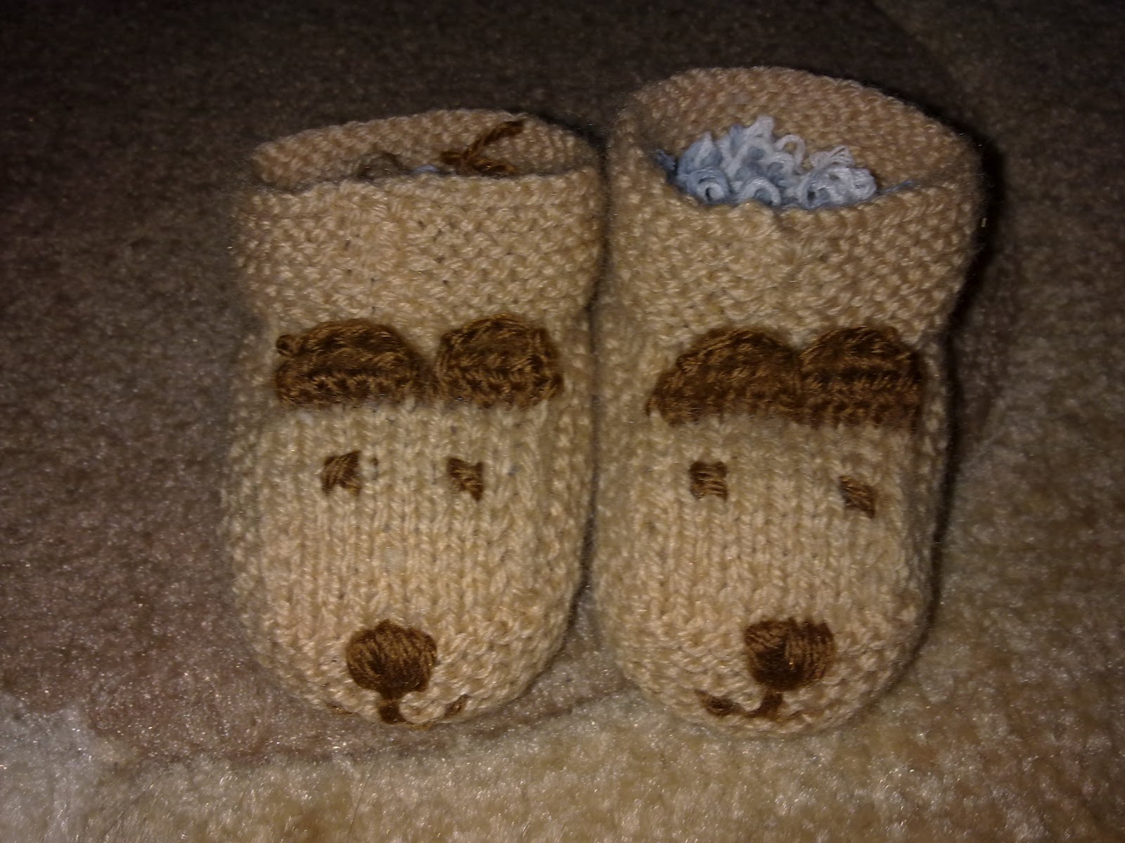 LUMEA BEBELUSILOR CROSETATA: BOTOSEI - MODEL 6