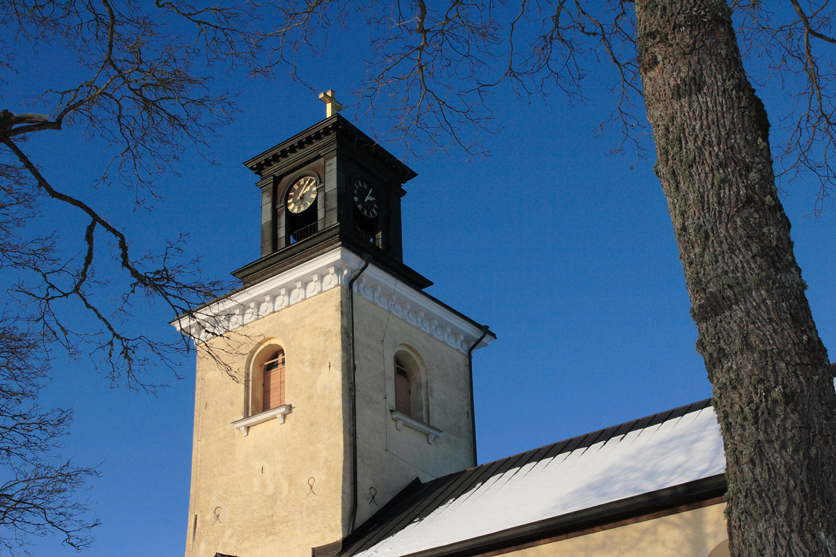 .: Turinge kyrka i vinterljus