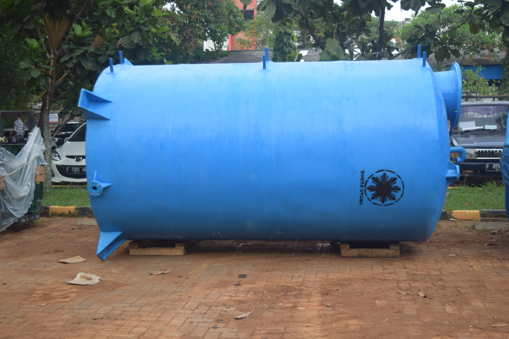 Produsen Tangki Air Fiberglass Terbaik dengan Volume yang beragam ...