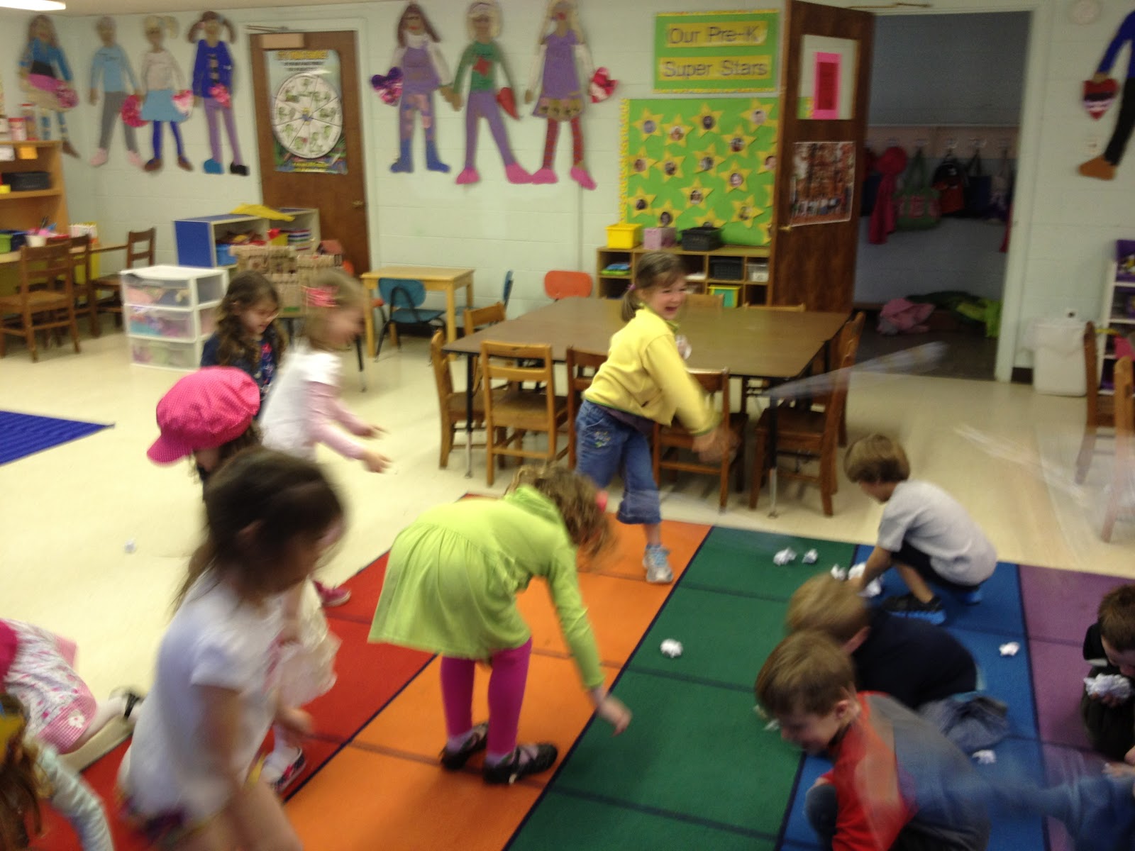 Mrs. Goff's Pre-K Tales: A Sight Word Snowball Fight