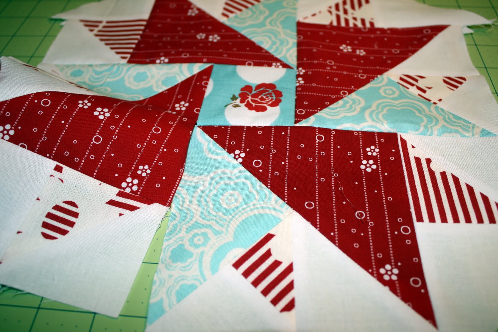 Confessions of the Crafty ADD: Modern Star Block Tutorial