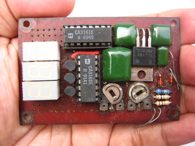 Bobo Elektronik: Voltmeter digital CA3162