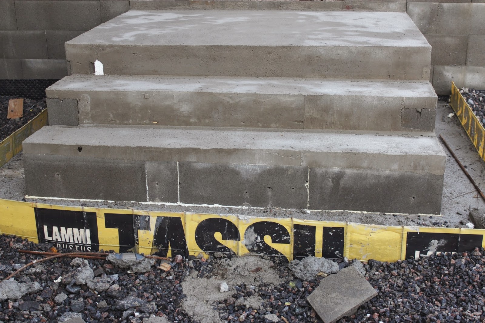 Modern Chic: Talon sisääntulo portaat