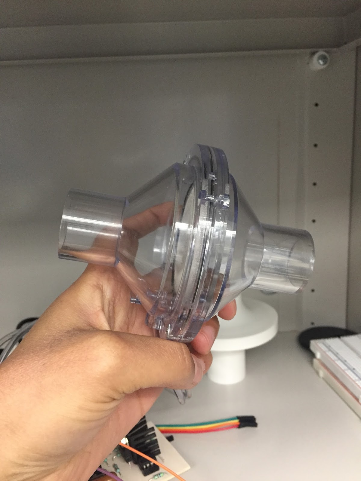 Prototype of a spirometer: Final Project