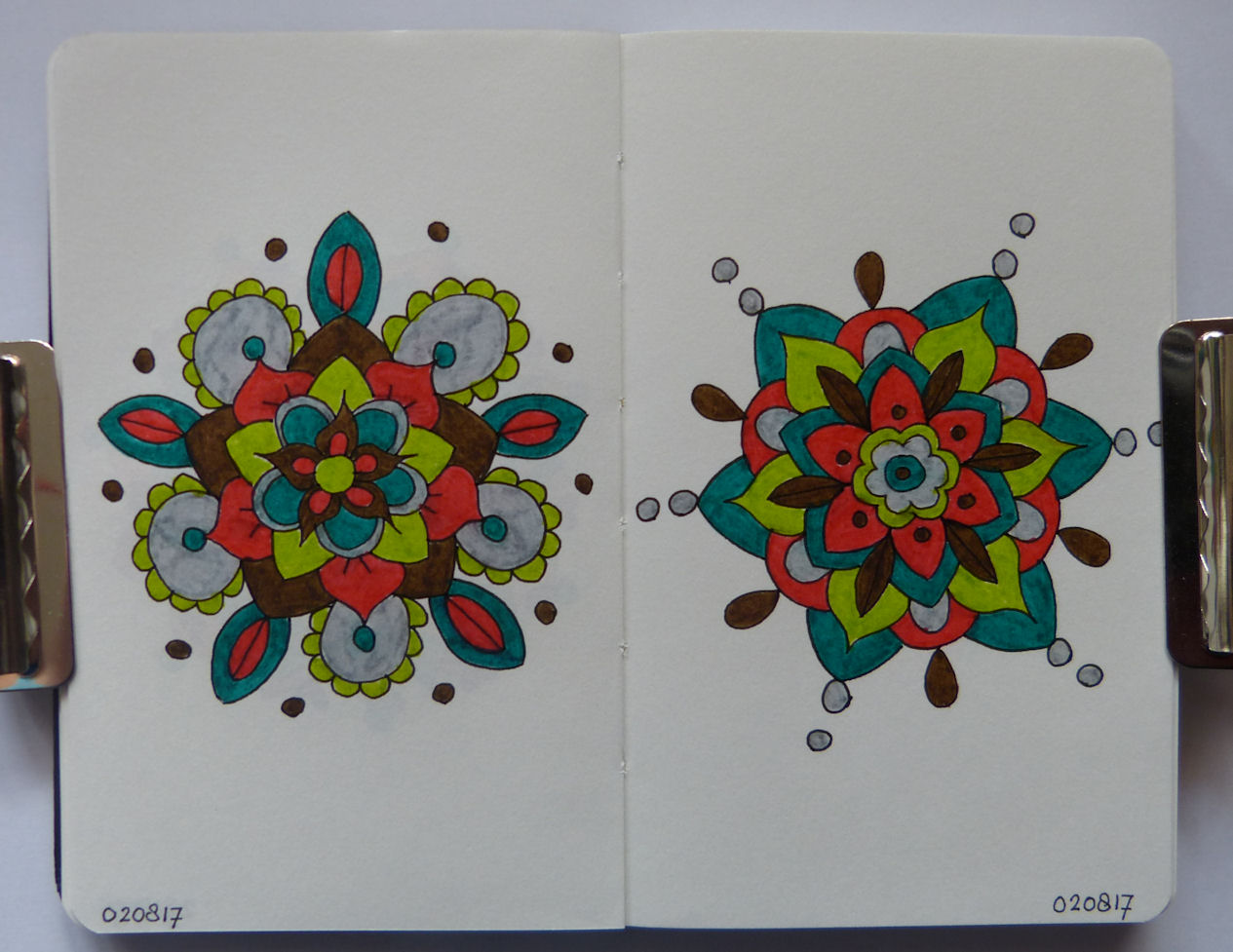 Caatje's Artsy Stuff: Tiny Mandalas