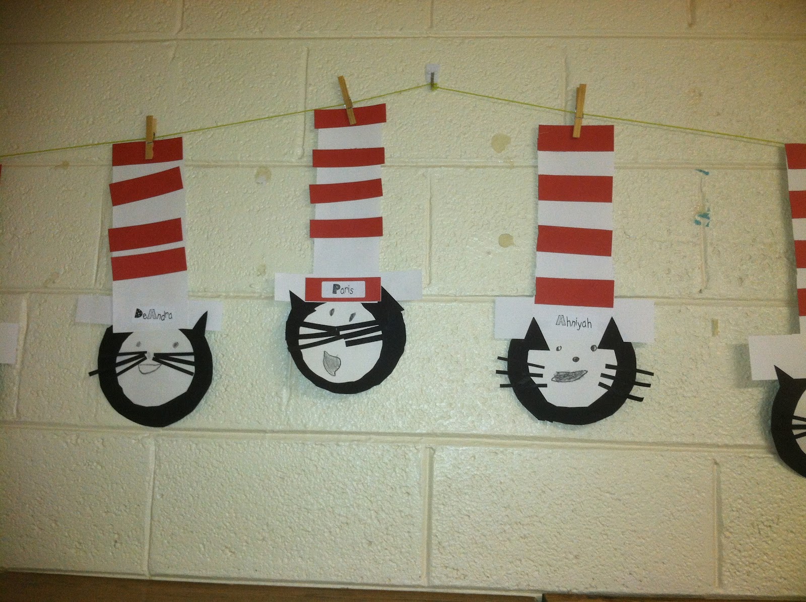Mrs. Lindsay's Superstar Kindergarten: Dr. Seuss and The Blue Pigs Band!