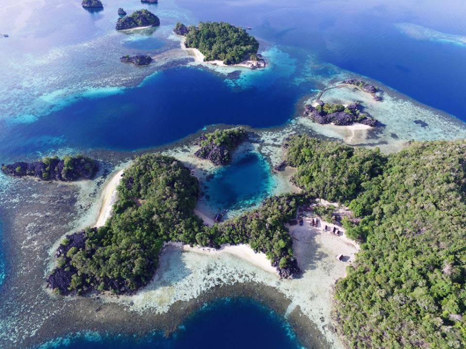 Pulau Labengki, Duplikasi Raja Ampat di Sulawesi tenggara - FOTO SULAWESI