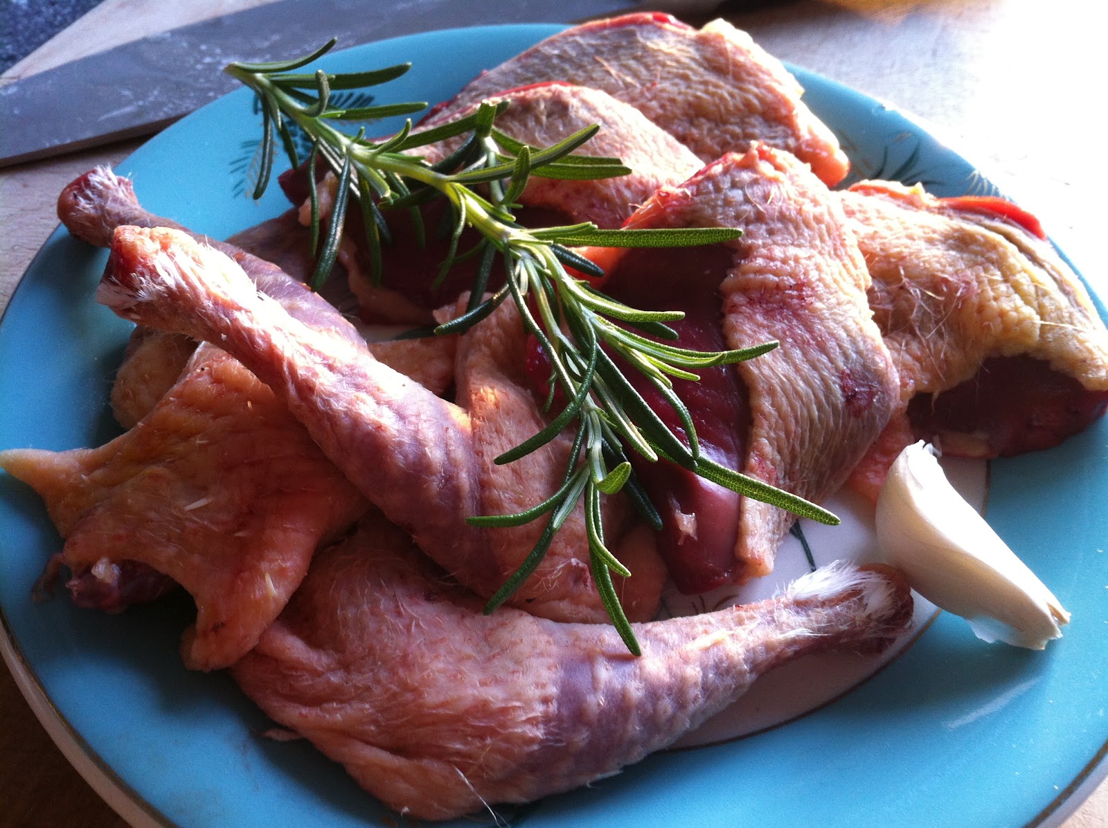 Our Little Haus On The Prairie: Pigeons with red wine sauce