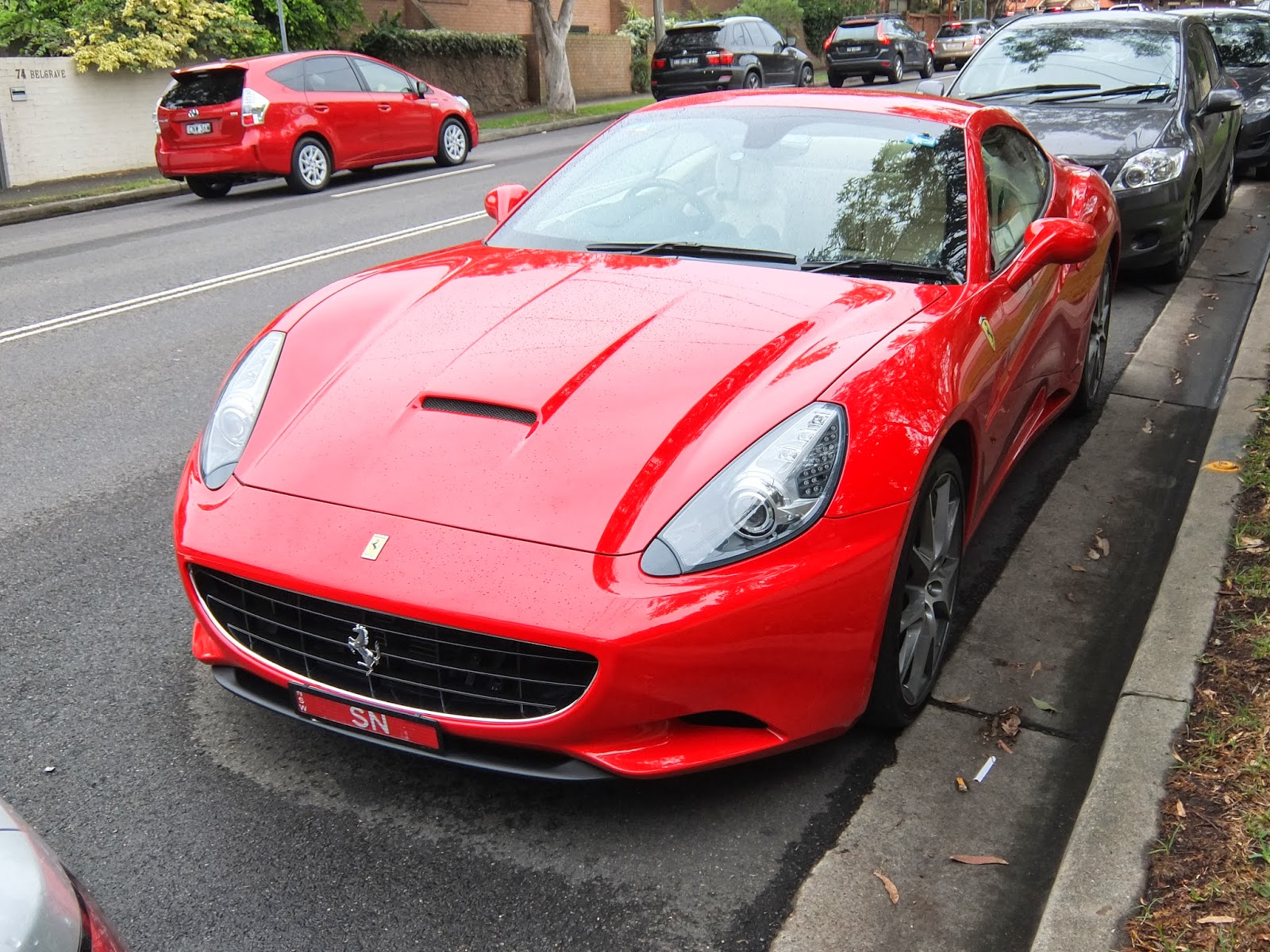 Aussie Old Parked Cars: 2009 Ferrari California Hard-top Convertible