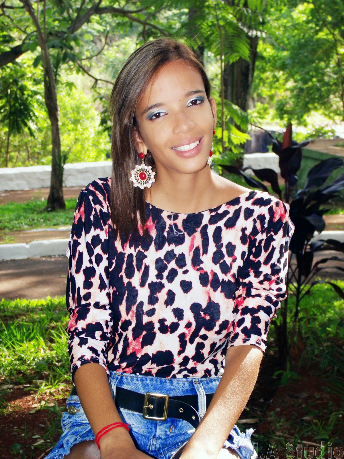 Book: Jessica Morais . j.a studio 016 99165 8196 ~ Farra Certa