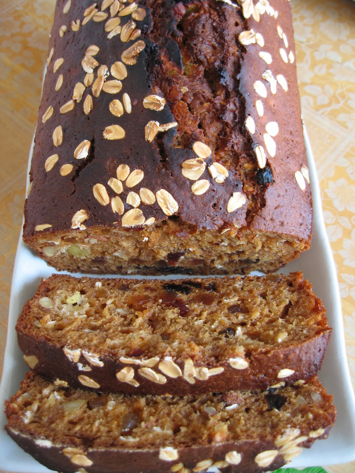Sumptuous Flavours: Apple, Dried Cherry & Almond Loaf (Bill Granger)