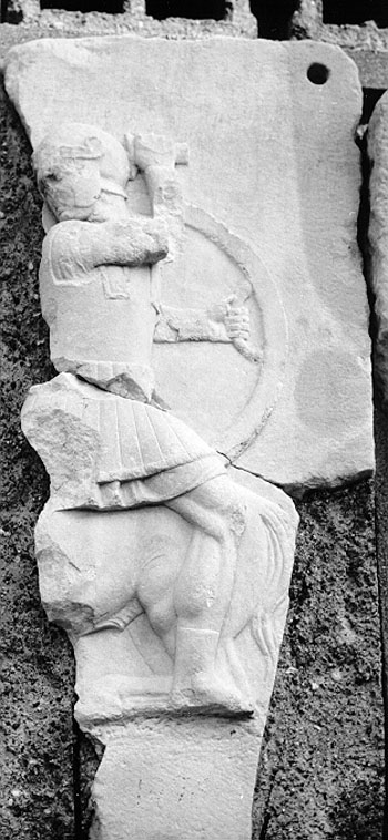 imágeneshistóricas.blogspot.es: Mausoleo de Antíoco II Teos