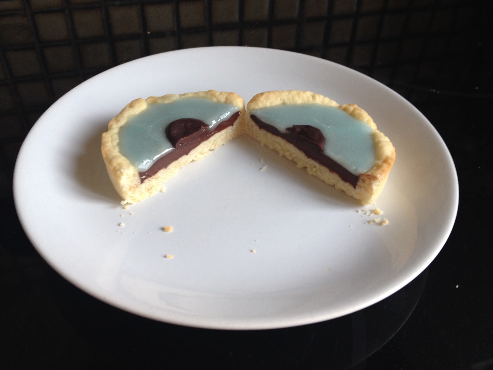 Laura's Gourmandises: Carac (Swiss chocolate ganache tart)