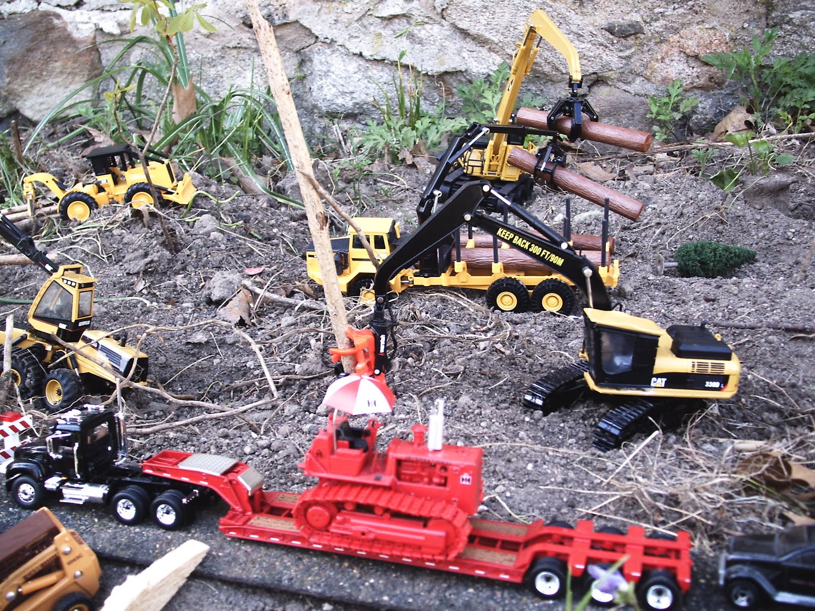 Scale Models: Dio of logging old and new school