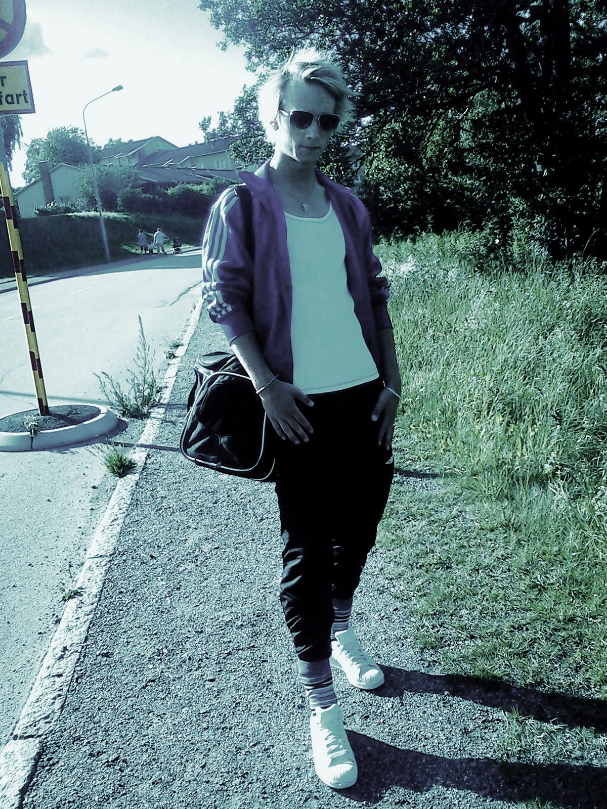 Tiepadaam - swedish famous partille johnny: shopping i jkpg