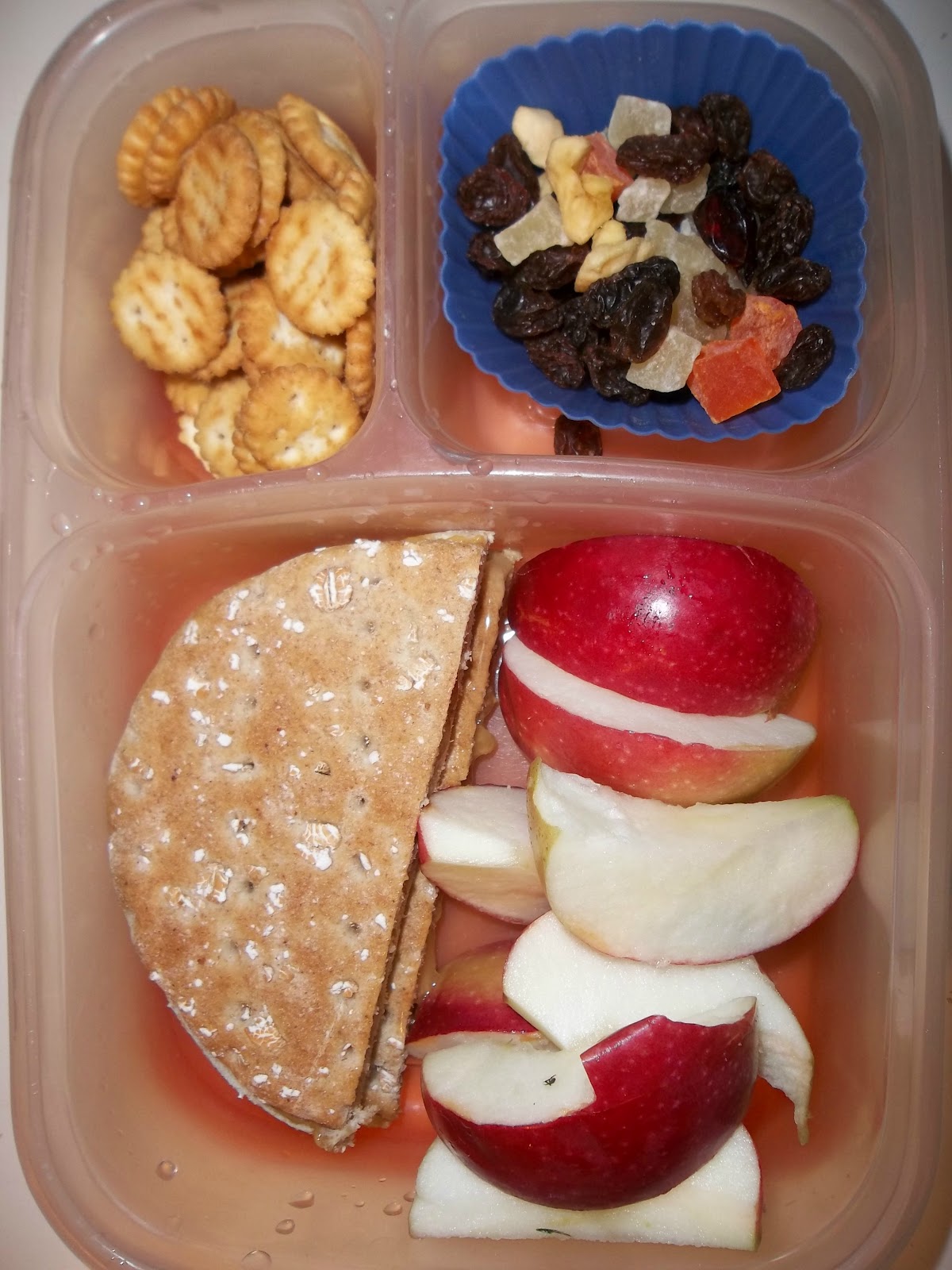 Lunches Fit For a Kid: Mommy's Lunch: 10.1.12