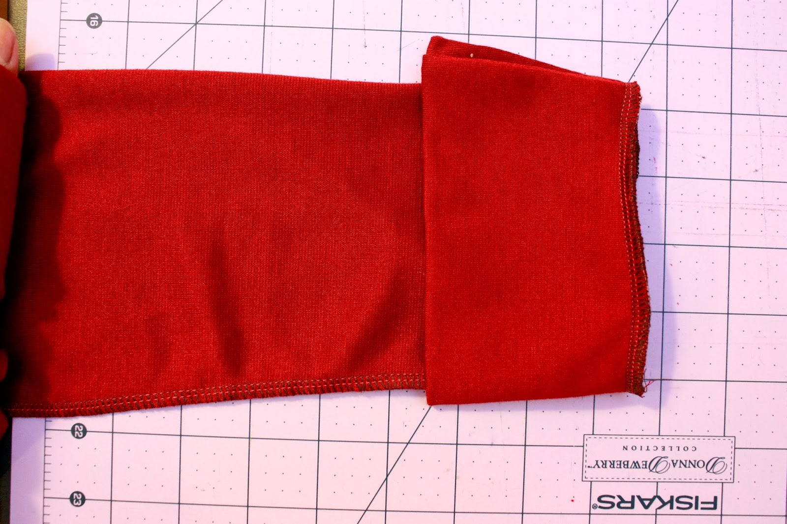 Zaaberry: Boatneck Lady Skater and French Cuff TUTORIAL