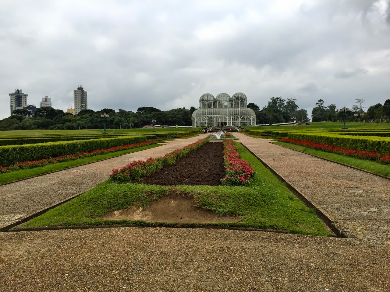 Jardim Botânico Francisca Maria Garfunkel Rischbieter em Curitiba ...