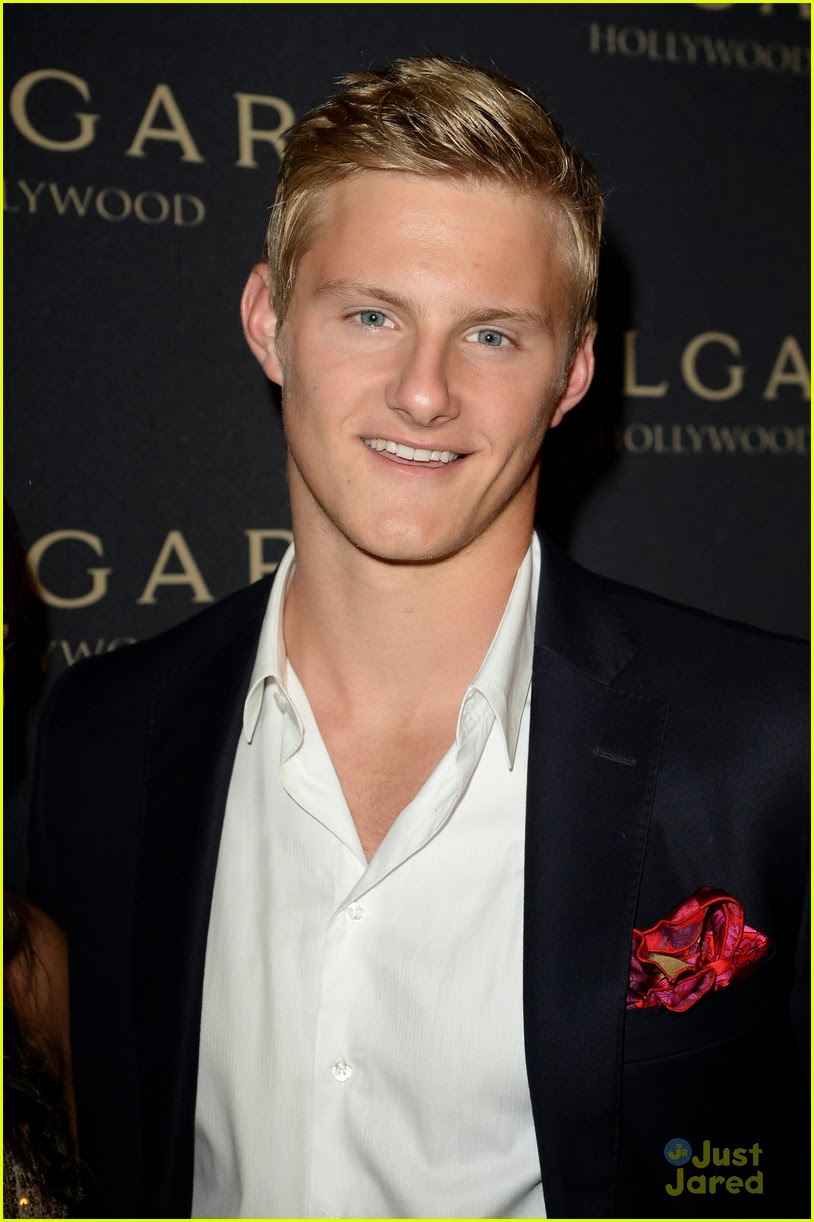 Tributos de Panem: Fotos: Alexander Ludwig asiste al evento "Décadas de ...