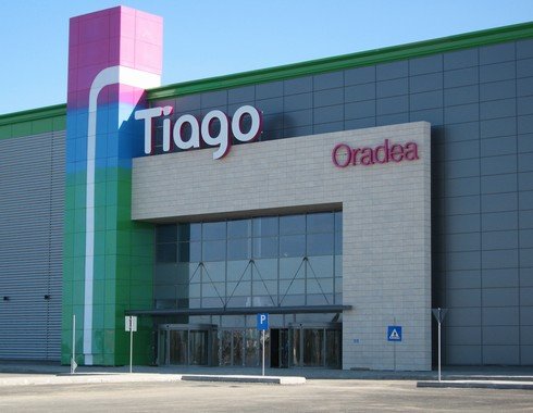 Despre usi: Oradea Shopping City şi Ditec