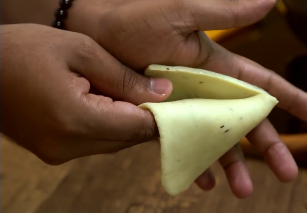 How to make Samosa at Home | Step by Step Easy Recipe ~ CheckMyRecipe