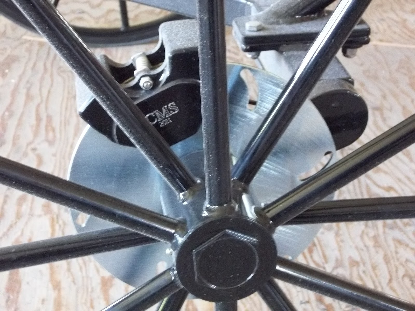 Pure Country Living: My visit with Amish buggy shop owner AARON LAPP