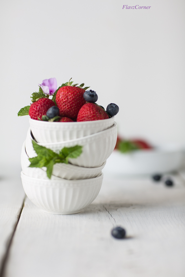 Cheesecake With Berry Topping