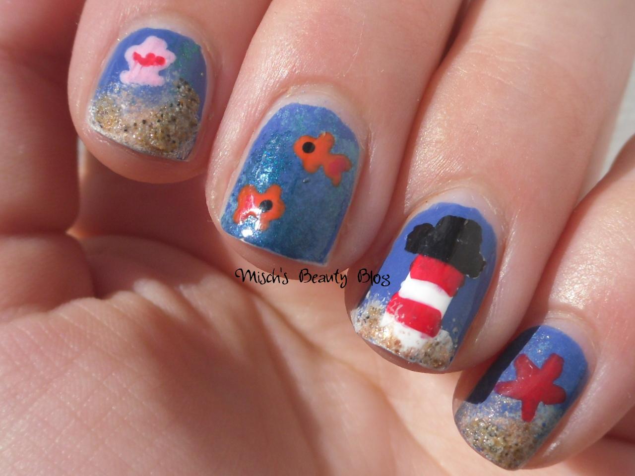 Misch's Beauty Blog: NOTD July 5th: Sea World Nail Art