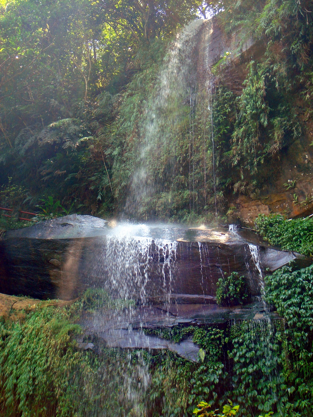 Tales From the Beautiful Isle - A Taiwan Blog: Silver Stream Cave