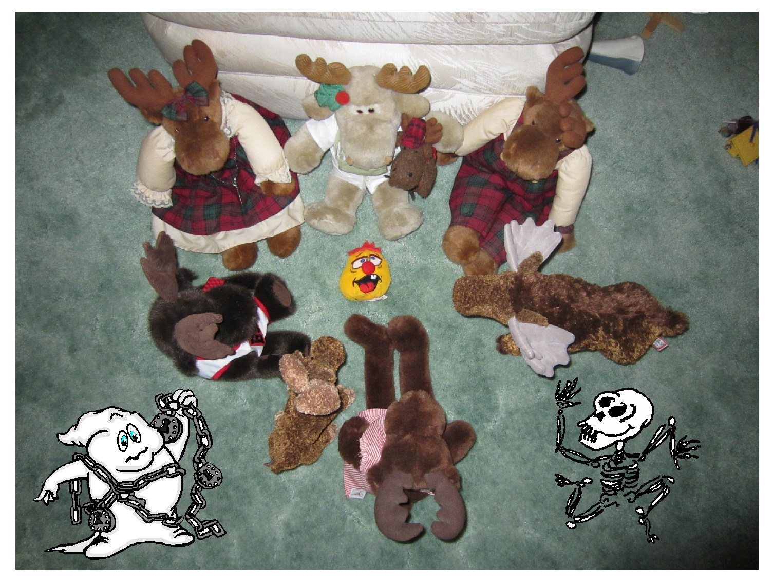 Moose Musings from THE MOOSE ROOM!: Pictures from Halloween Past...