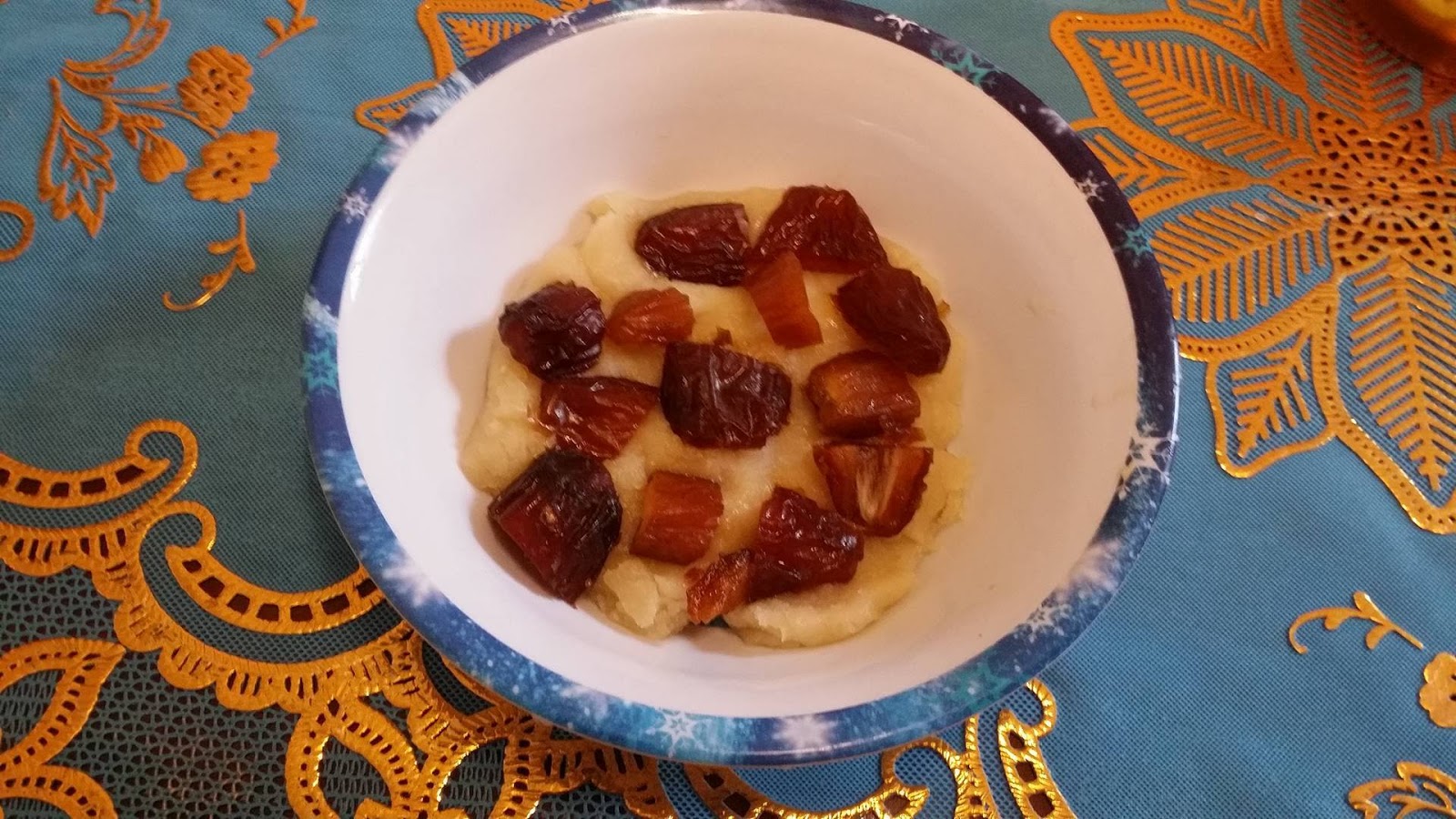 Nieznany Dźwięk (Lily) Bollywood!: Sacred Pudding Karah Parshad - Recipe