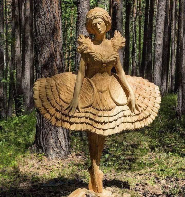 Obras de arte hechas con madera tallada