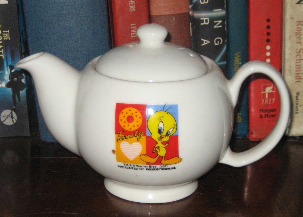 Percy's Fast Food Toy Stories : Tweety Bird Tea Cup - Mister Donut