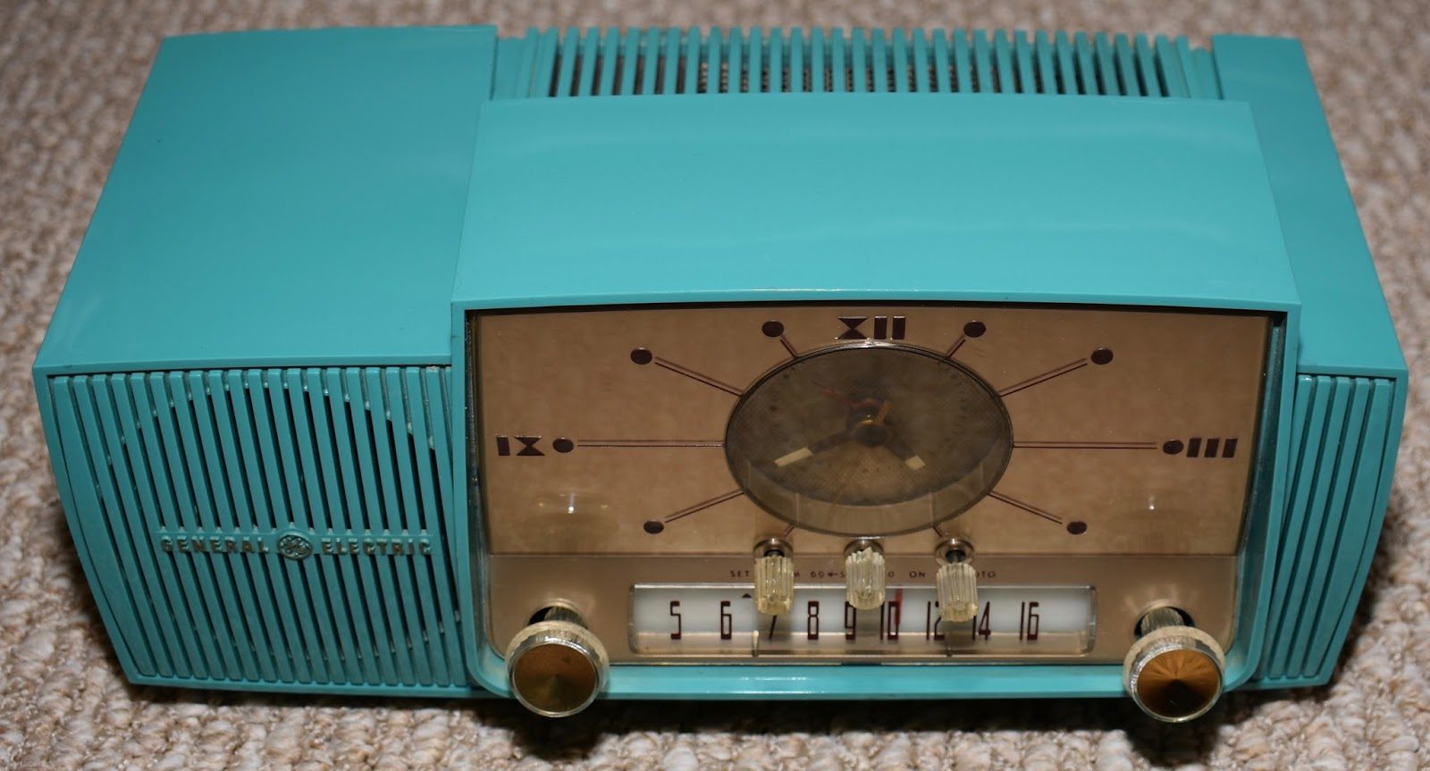*American*Radio*Design* - - Deco-Mid Century, Retro Styled Vintage Tube ...