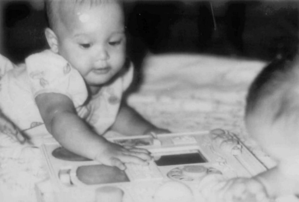 A Rare Glimpse Inside the Lives of Jim Jones’ 909 Followers in ...