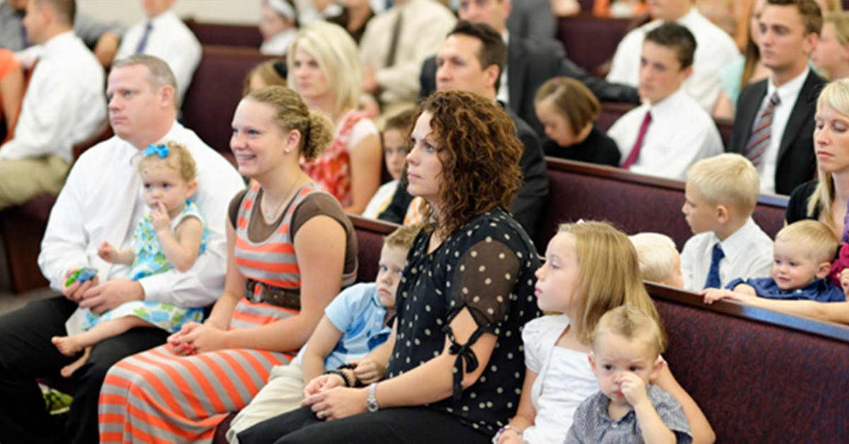 5 Formas de Traer Paz a la Reunión Sacramental