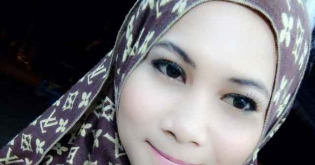 Cerita Dewasa Calon Bidan Pamer Payudara Mulus