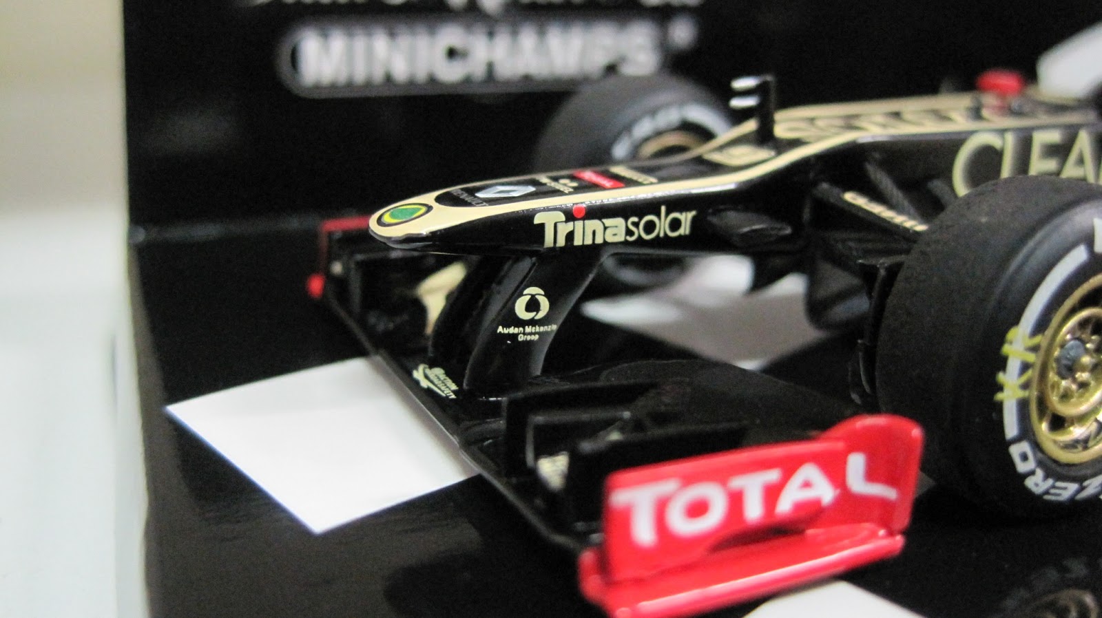 Minichamps, LEGO & Other things: LOTUS F1 TEAM RENAULT E20 - KIMI ...