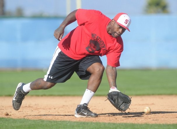 Former MLB Player Dmitri Young Has Amazing Baseball Card Collection ...