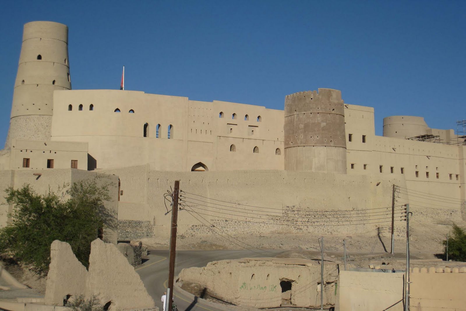 Bahla Fort | Desktop Wallpapers