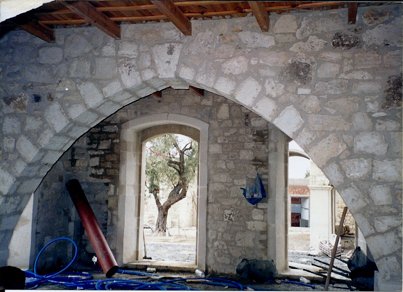 ΚΡΗΤΙΚΑ ΦΥΣΙΚΑ ΠΕΤΡΩΜΑΤΑ: ΚΤΗΜΑ ΑΔΕΛΕ