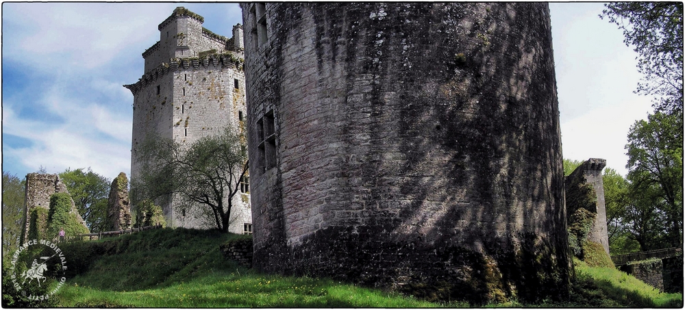 LA FRANCE MEDIEVALE: ELVEN (56) - Château-fort de Largoët : Ensemble et ...