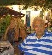 Happy City: ΣΠΥΡΟΠΟΥΛΟΥ-ΚΟΝΤΟΜΗΝΑΣ:ΕΝΑΣ ΕΡΩΤΑΣ ΜΕ...ΔΙΑΦΟΡΑ
