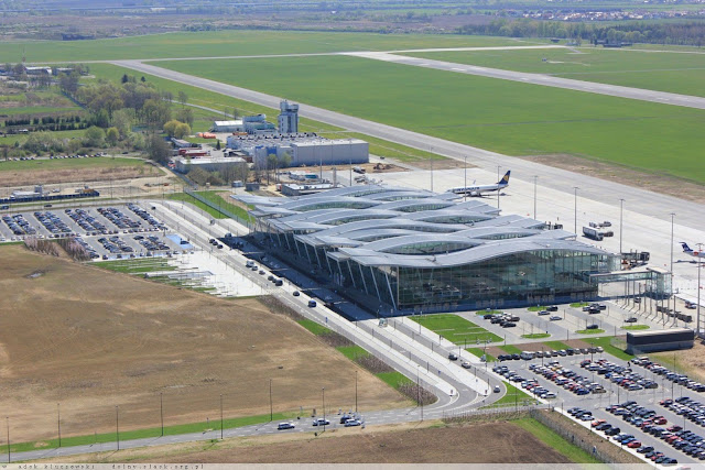 Wrocławskie lotnisko na kursie wznoszącym