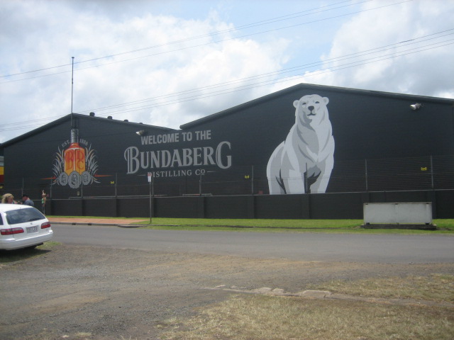 Cruising with Oso Blanco - Nordhavn 6409: Bundaberg Rum Factory
