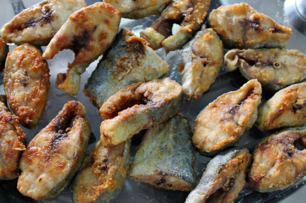 YOLANDA PINCHOLOS COOKING: Llampuga con pimientos. Receta paso a paso.