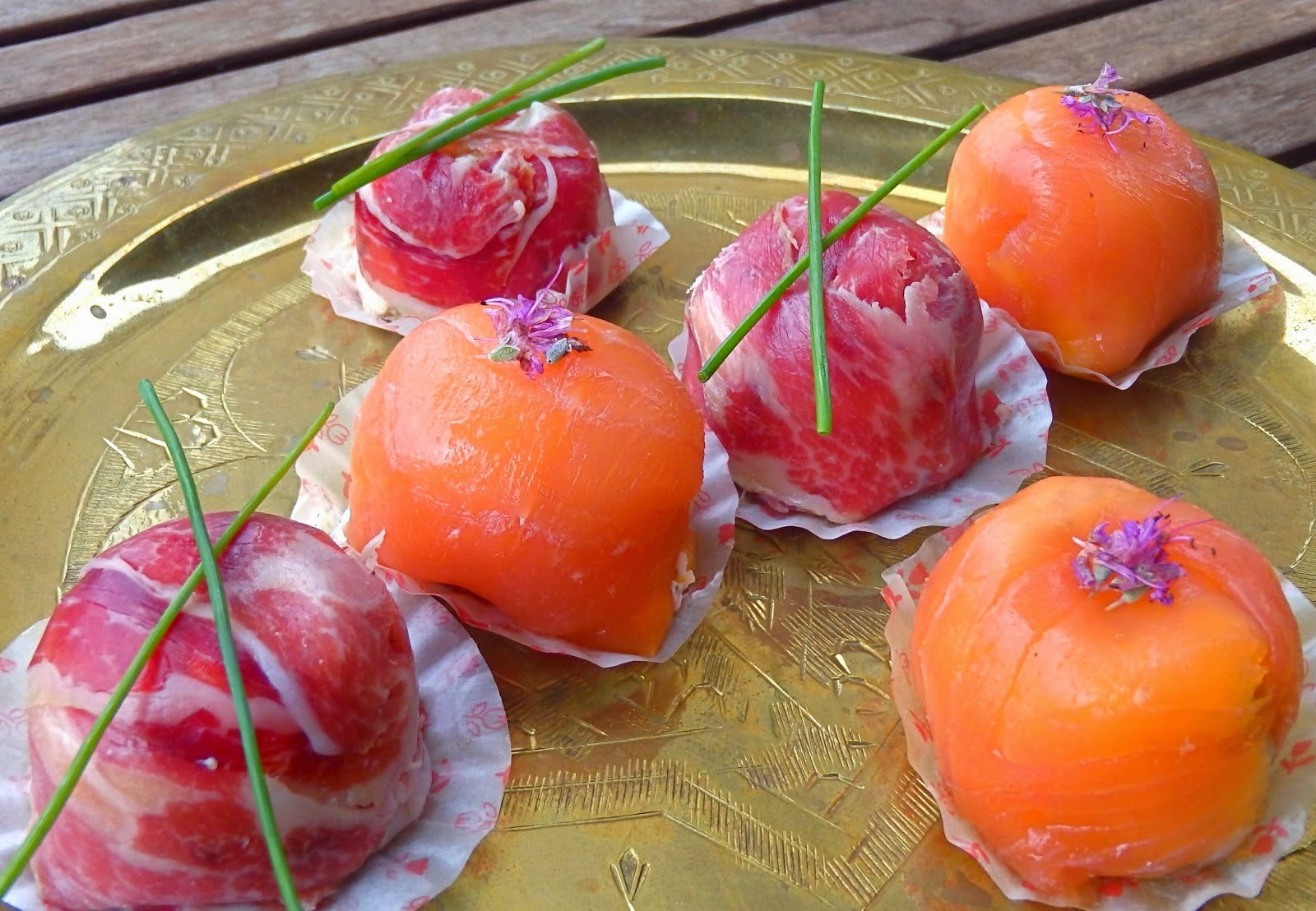 Les receptes que m'agraden: Aperitivo de fiesta: Bombones de salmón ahumado