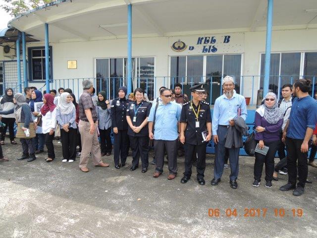 Walk Walk: Visit to IPK Sarawak [Construction Management Masters Students]